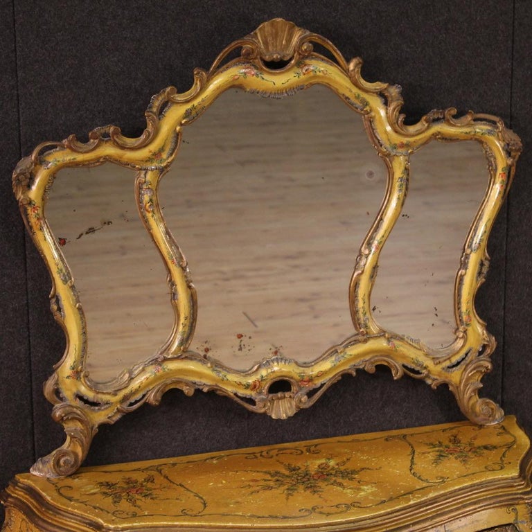20th Century Lacquered and Painted Wood Venetian Dressing Table with ...