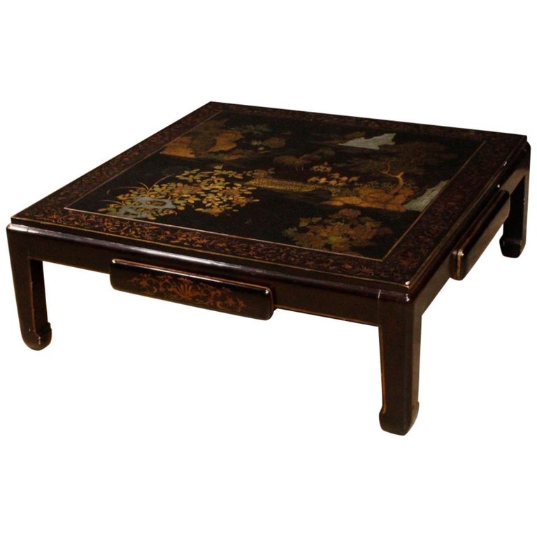 20th Century Lacquered Wood Chinese Coffee Table, 1980 For Sale at 1stDibs