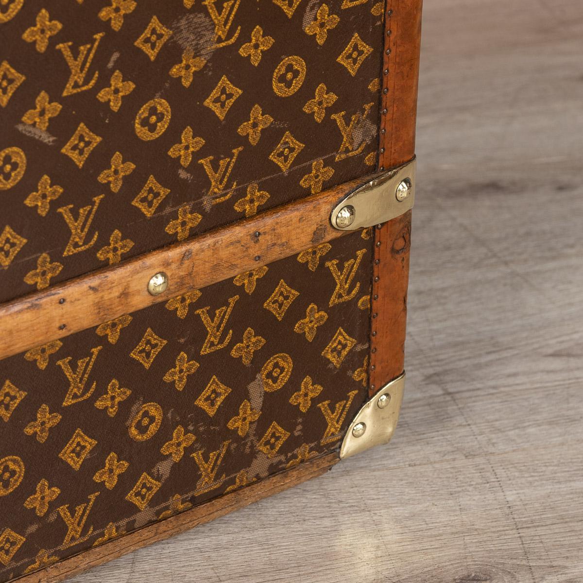 20th Century Louis Vuitton Courier Trunk in Monogram Canvas, Paris ...