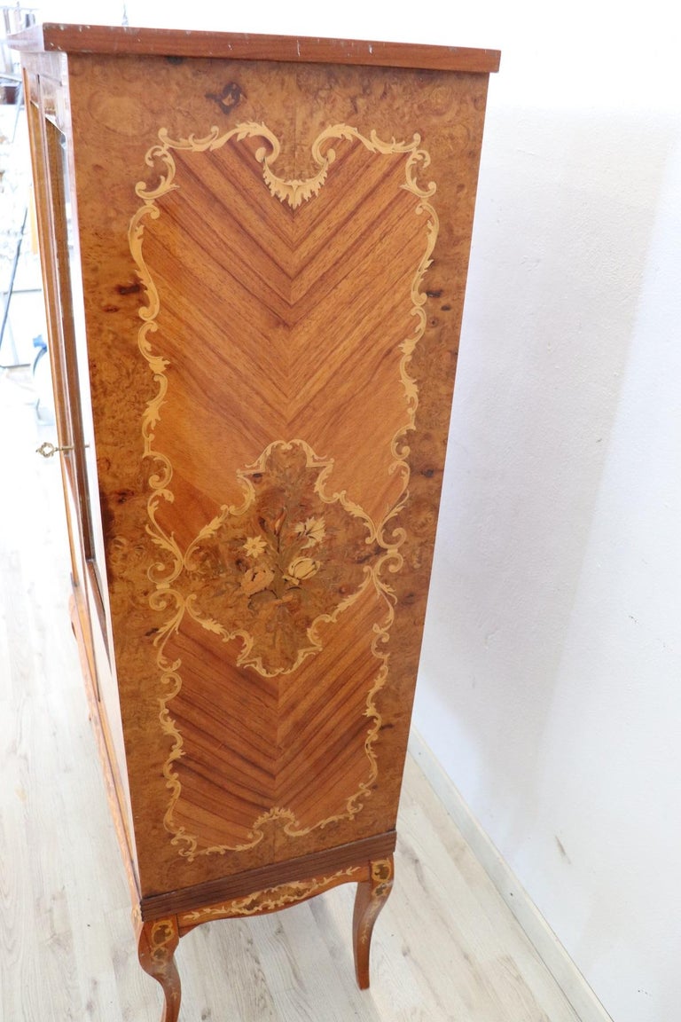 20th Century Louis XV Style Inlaid Wood Vitrine For Sale at 1stDibs