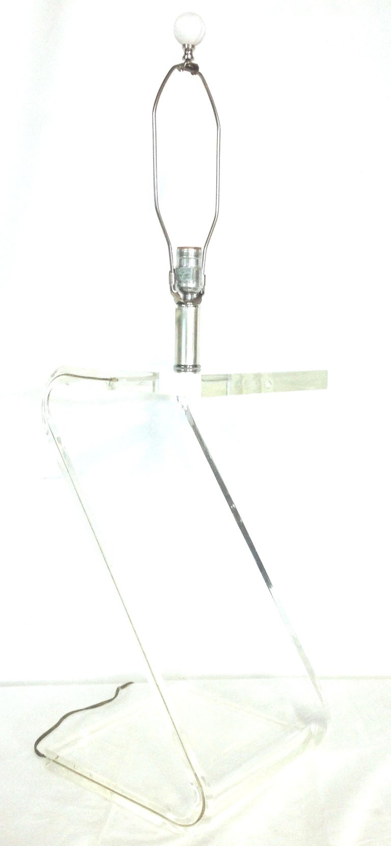 20th Century Lucite Slab "Z" and Chrome Side Table Lamp For Sale at 1stDibs