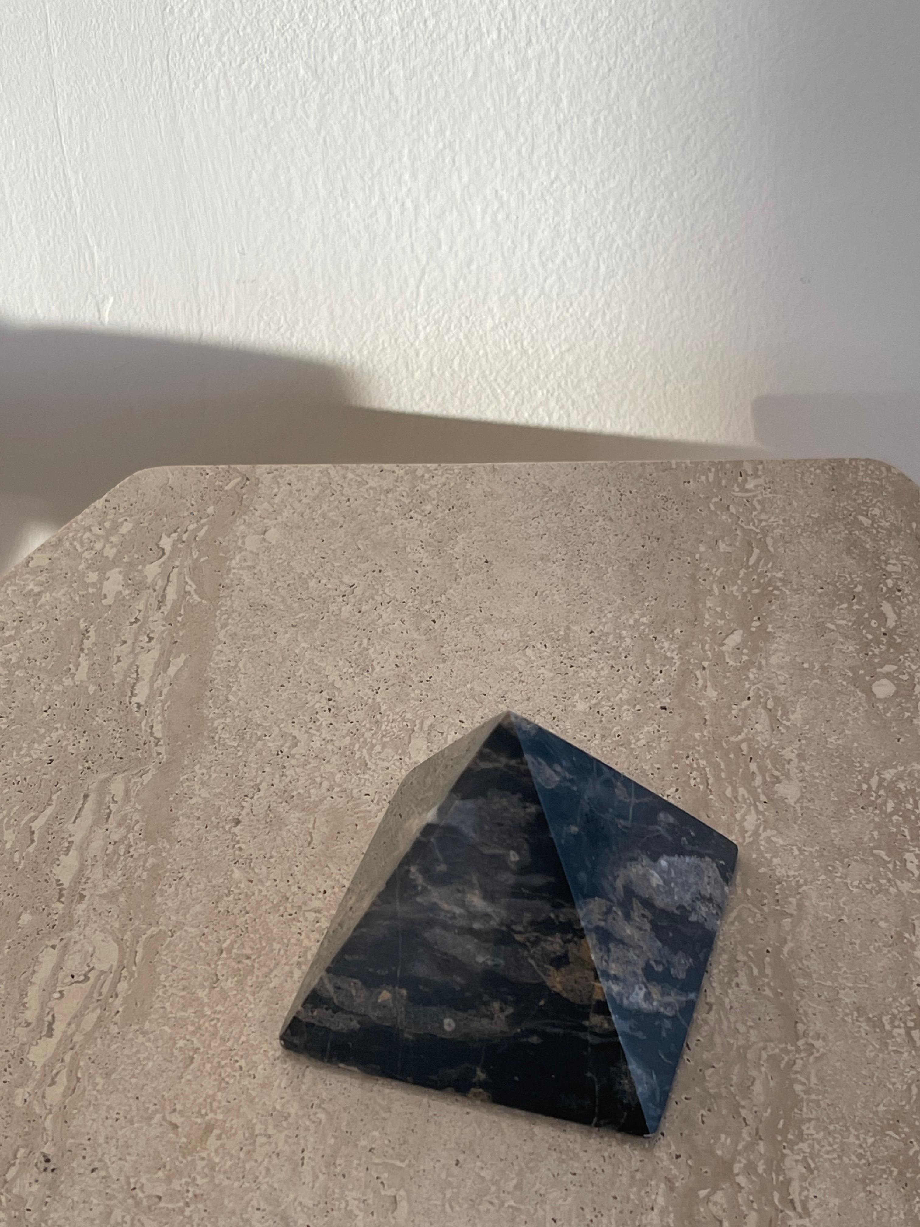 20th Century Marble Pyramid Paperweight For Sale at 1stDibs