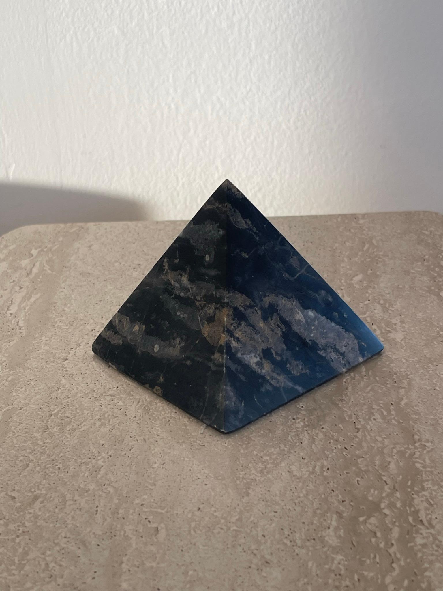 20th Century Marble Pyramid Paperweight For Sale at 1stDibs