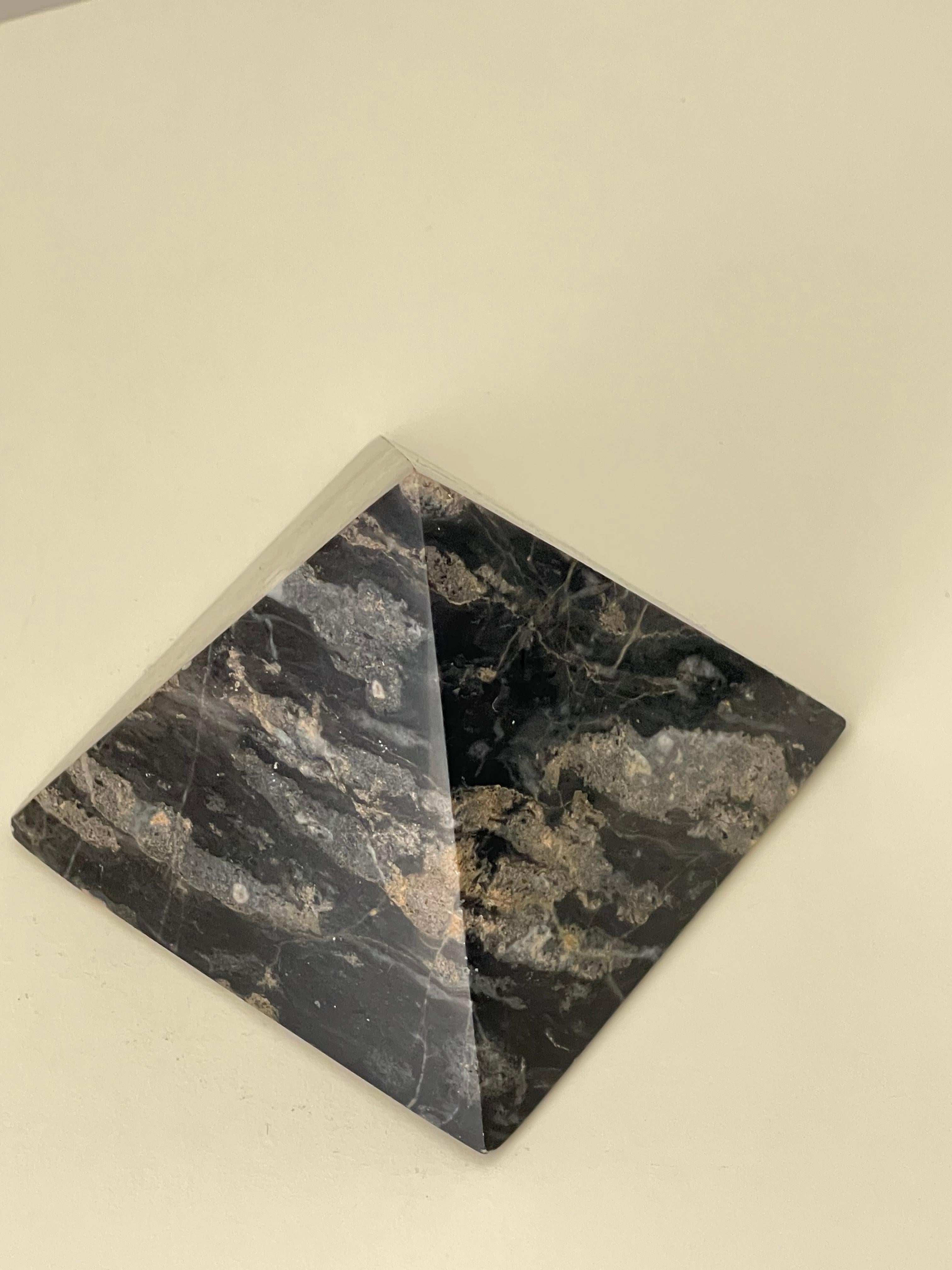 20th Century Marble Pyramid Paperweight For Sale at 1stDibs