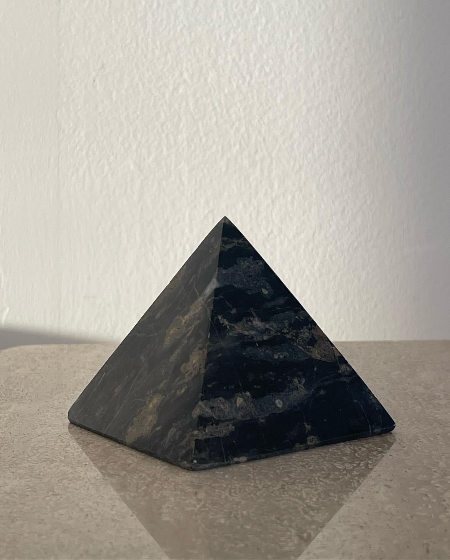 20th Century Marble Pyramid Paperweight For Sale at 1stDibs