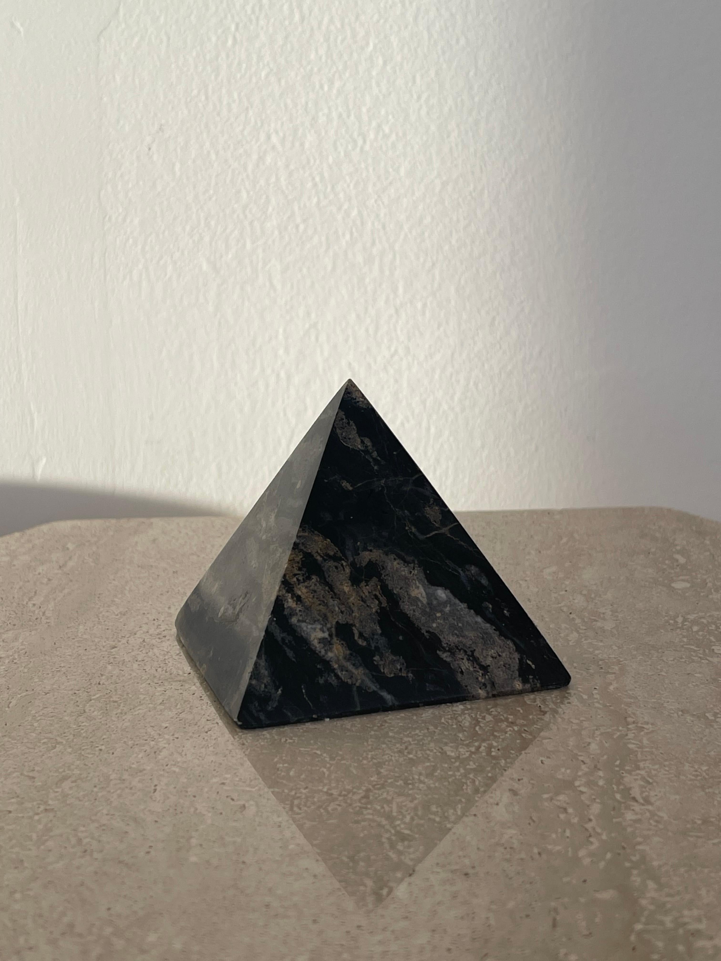 20th Century Marble Pyramid Paperweight For Sale at 1stDibs