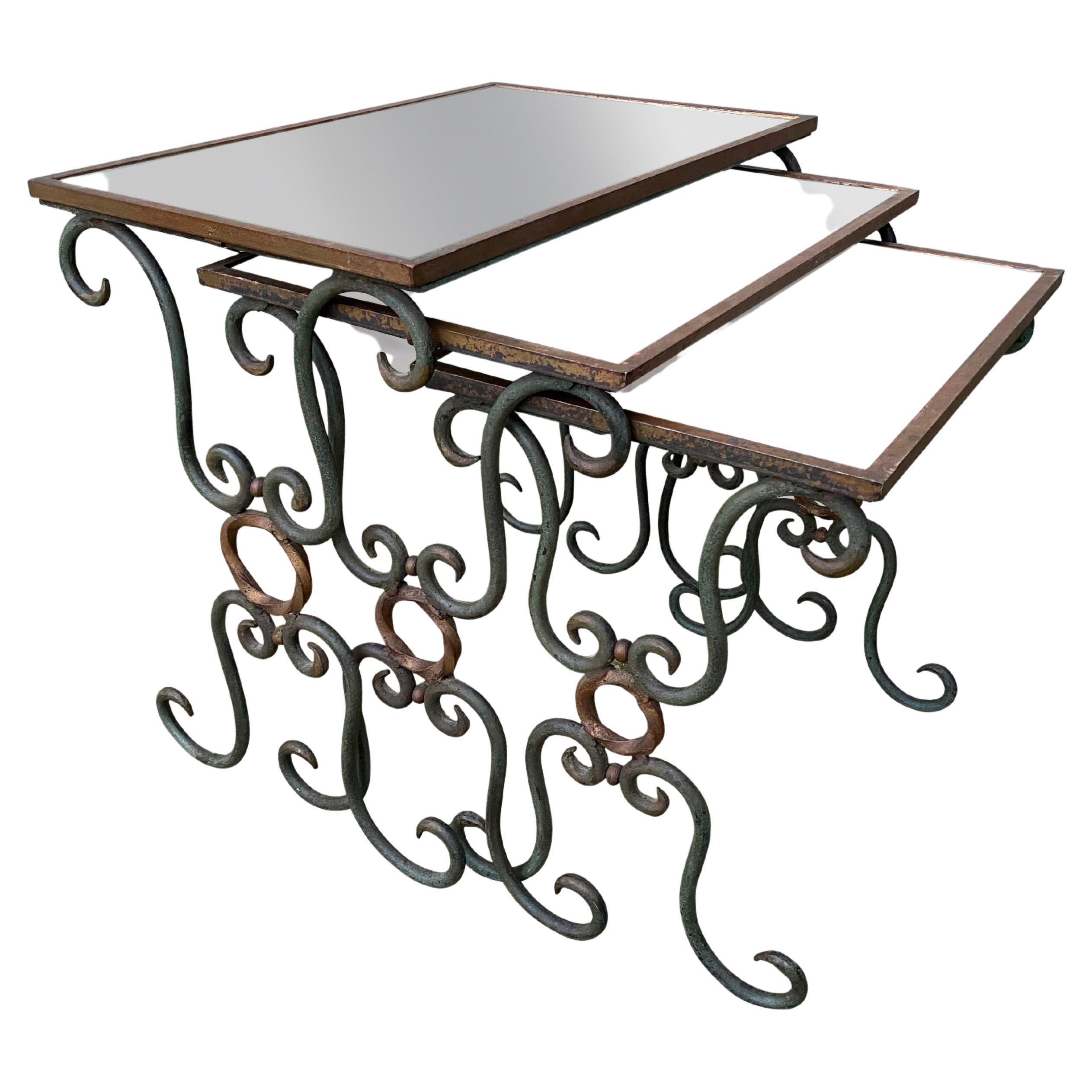 20th Century Nest of 3 Brass Tables with Black Lacquered Mirror Tops at ...