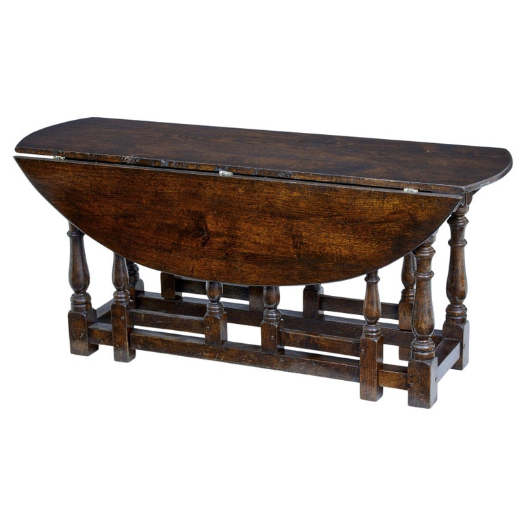 20th Century Oak Georgian Style Oak Gate Leg Table For Sale at 1stDibs