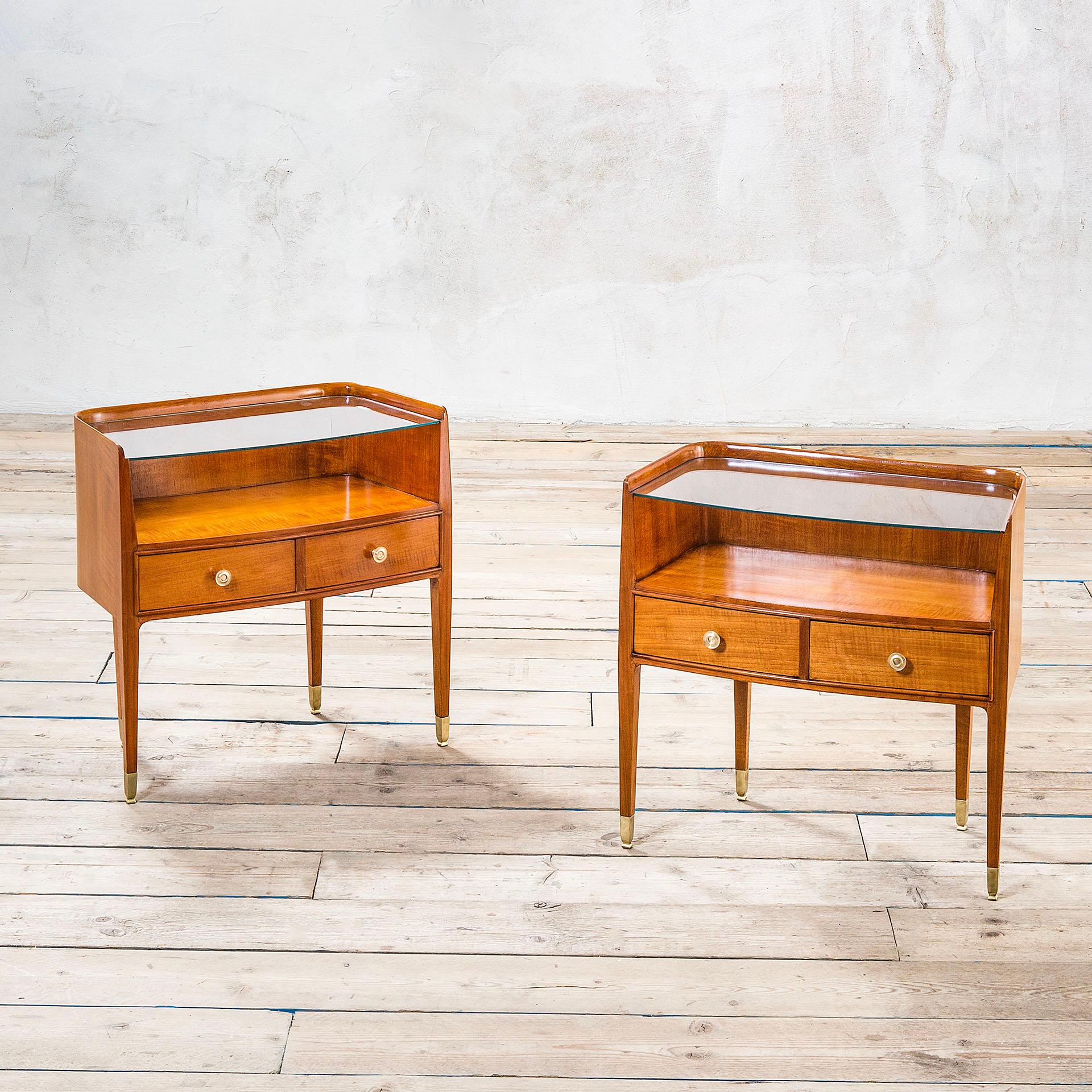 20th Century Paolo Buffa Pair of Nightstands in Wood for Serafino ...