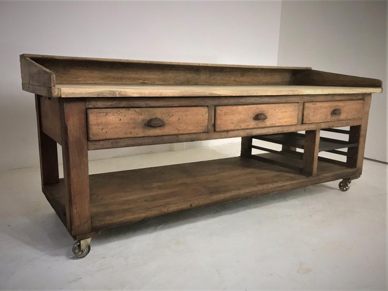 20th Century Pine and Sycamore Bakers Table Kitchen Island Table ...