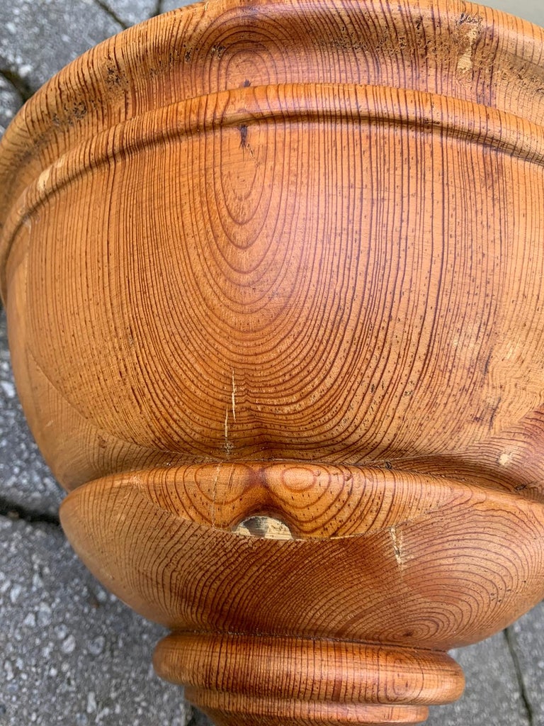 20th Century Pine Urn For Sale at 1stDibs