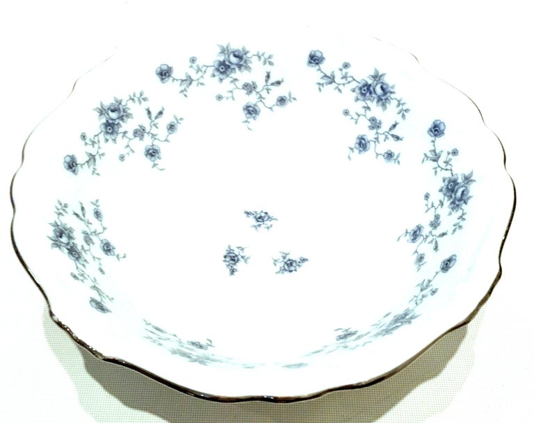 20th Century Porcelain and Platinum German Dinnerware S/25 By, Haviland ...