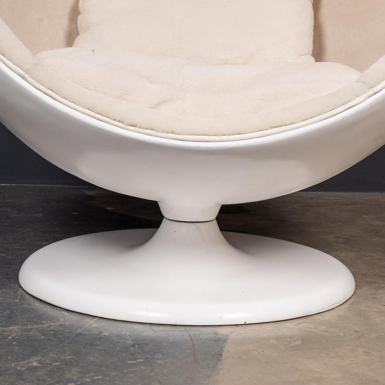 20th Century Retro Ball Chair in the Style of Eero Aarnio for Asko, C ...