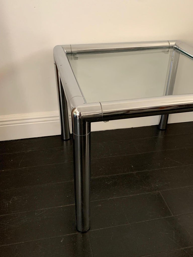 20th Century Vintage Chrome Tubular Glass End Table For Sale at 1stDibs