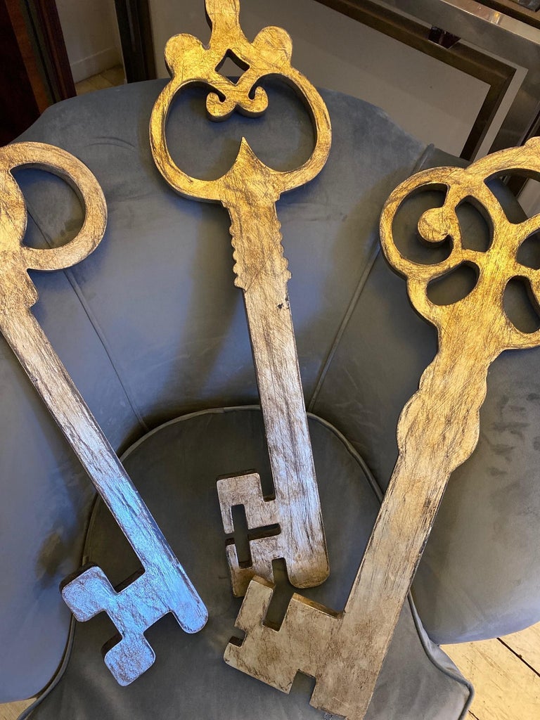 20th Century Vintage Keys in Silvery Wood Decoration, Set of 3 For Sale ...