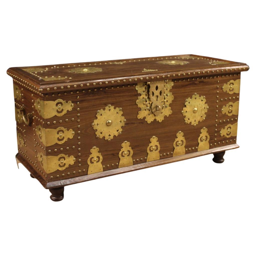 20th Century Wood and Gold Metal Indian Chest, 1980 For Sale at 1stDibs