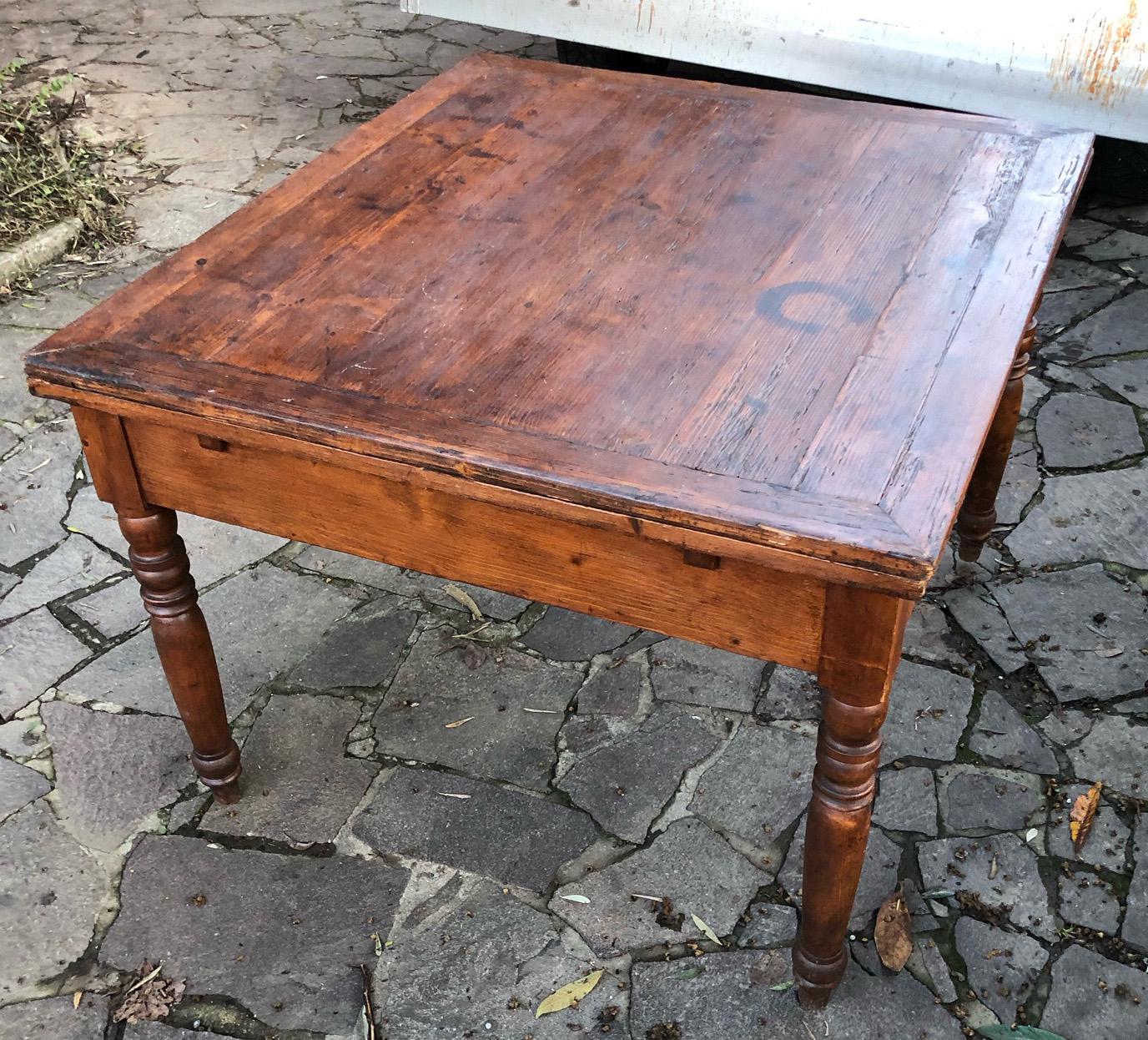 20th Italian Extendable Table in Solid Fir with Turned Leg Original ...