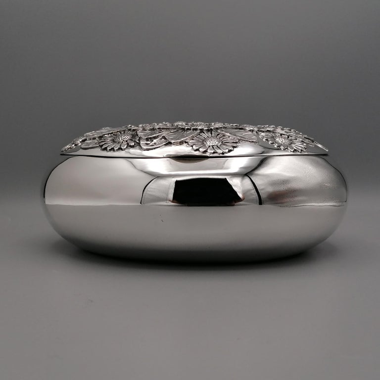 21° Century Italian 800 Solid Silver Decorative Box For Sale at 1stDibs