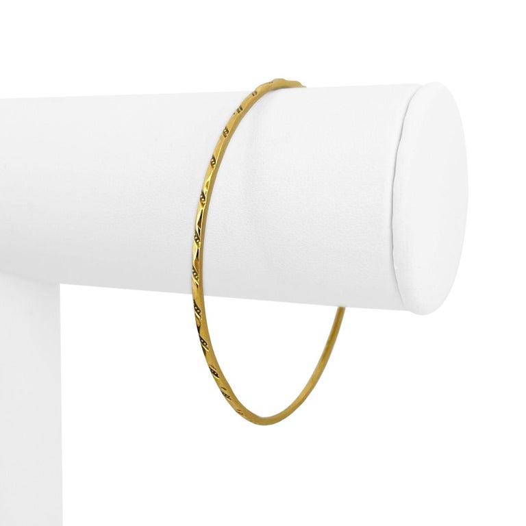 21 Karat Yellow Gold Beaded Spiral Design Bangle Bracelet For Sale at ...