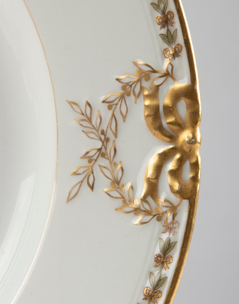 21-Piece Early 20th Century Porcelain Dinner Set Made by Limoges at ...