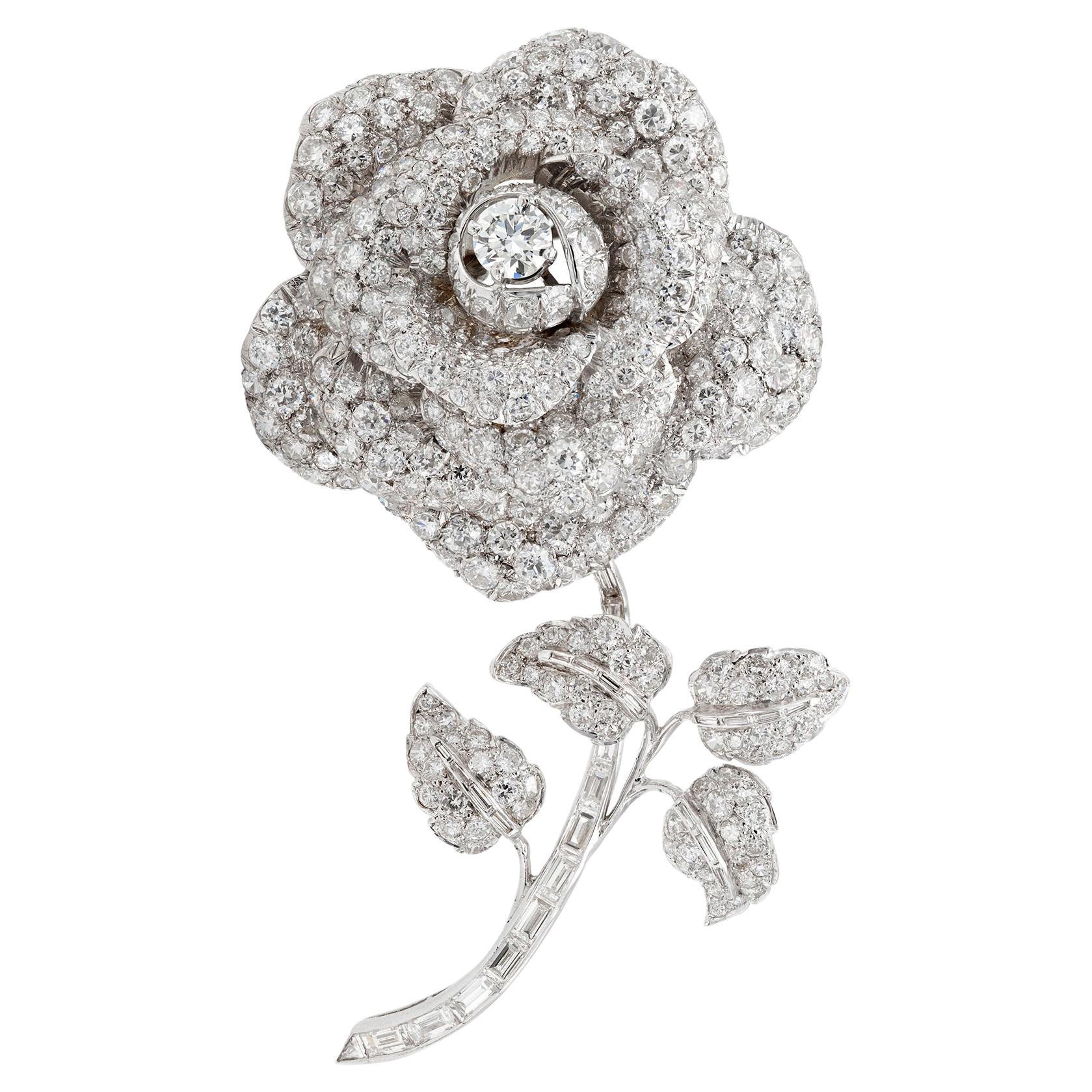 Significant Diamond Flower Brooch 7.65 Carat For Sale at 1stDibs