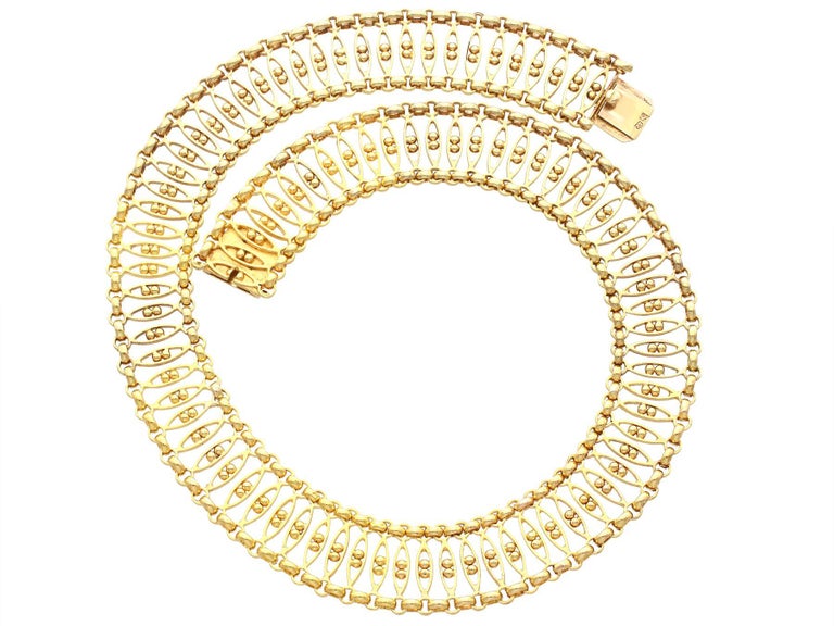 21 Karat Yellow Gold Collarette Antique Victorian, circa 1880 at 1stDibs