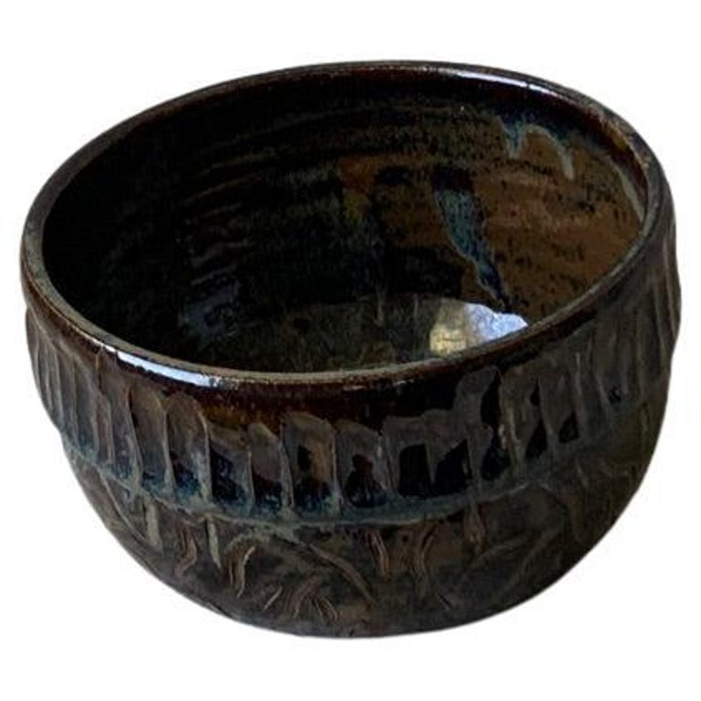 Mid-Century Studio Pottery For Sale at 1stDibs