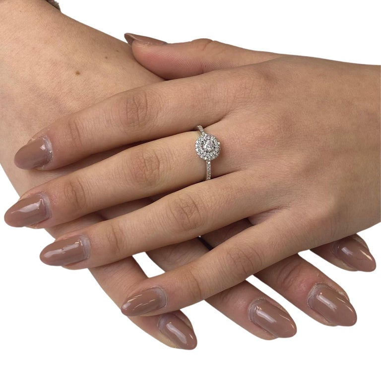 21st Century 18 Karat Gold Brilliant-Cut G-VS Diamond Ring For Sale at ...