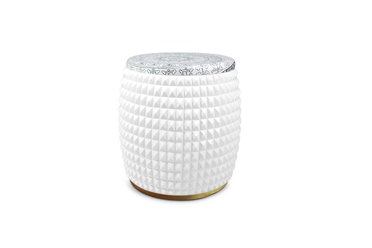 21st Century Ako Side Table Lacquered Wood Polished Brass For Sale at ...