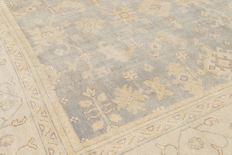 21st Century Gray and Beige Indian Oushak-Style Rug For Sale at 1stDibs