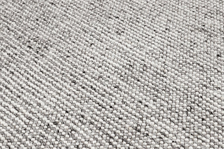 21st Century Handwoven Texture Wool Rug For Sale at 1stDibs