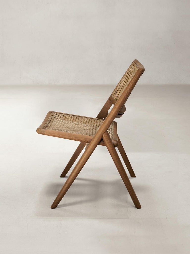 21st Century, Muṅgāru Gallery Chair Teak Brown For Sale at 1stDibs