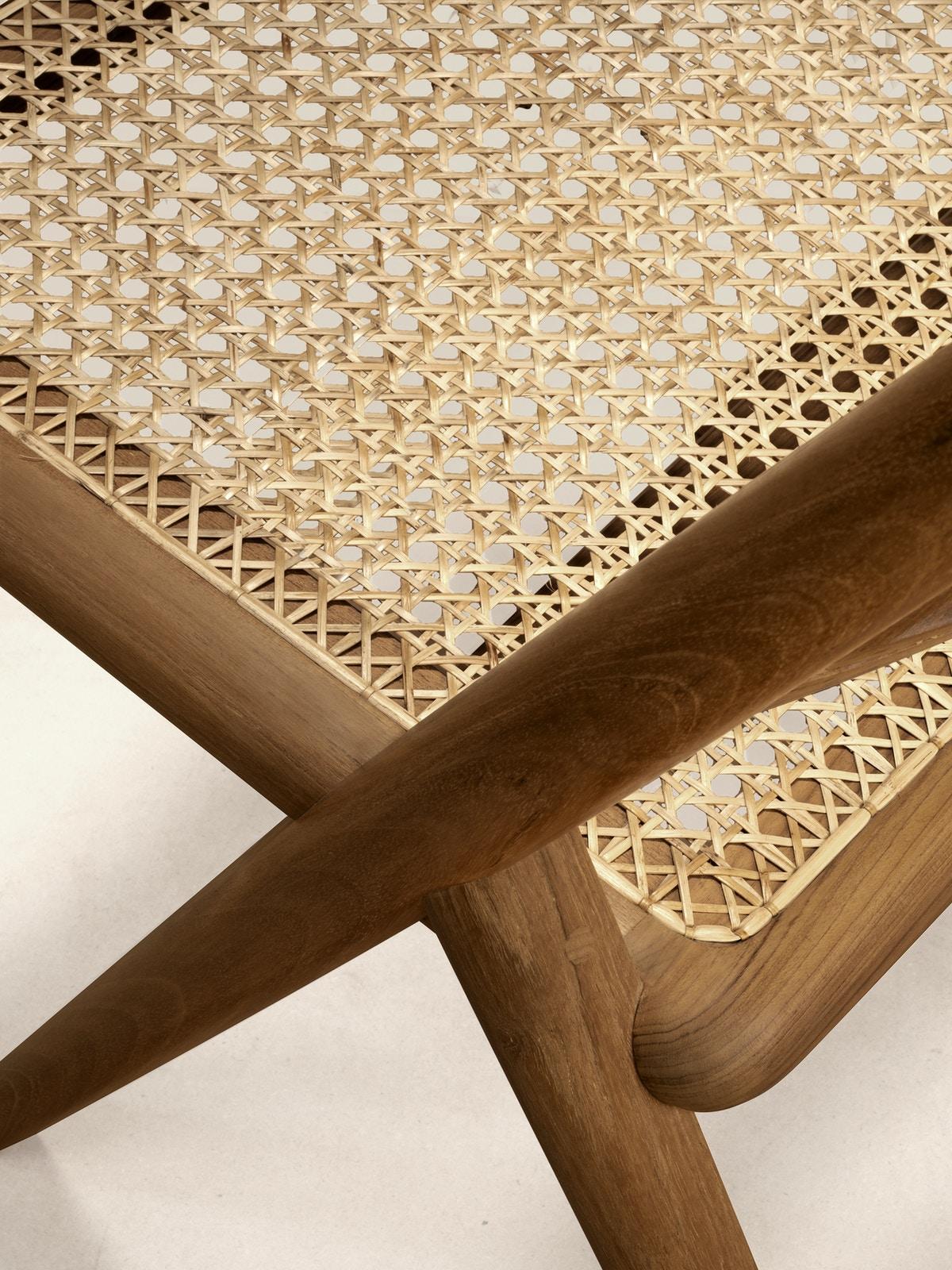 21st Century, Muṅgāru Gallery Chair Teak Brown For Sale at 1stDibs