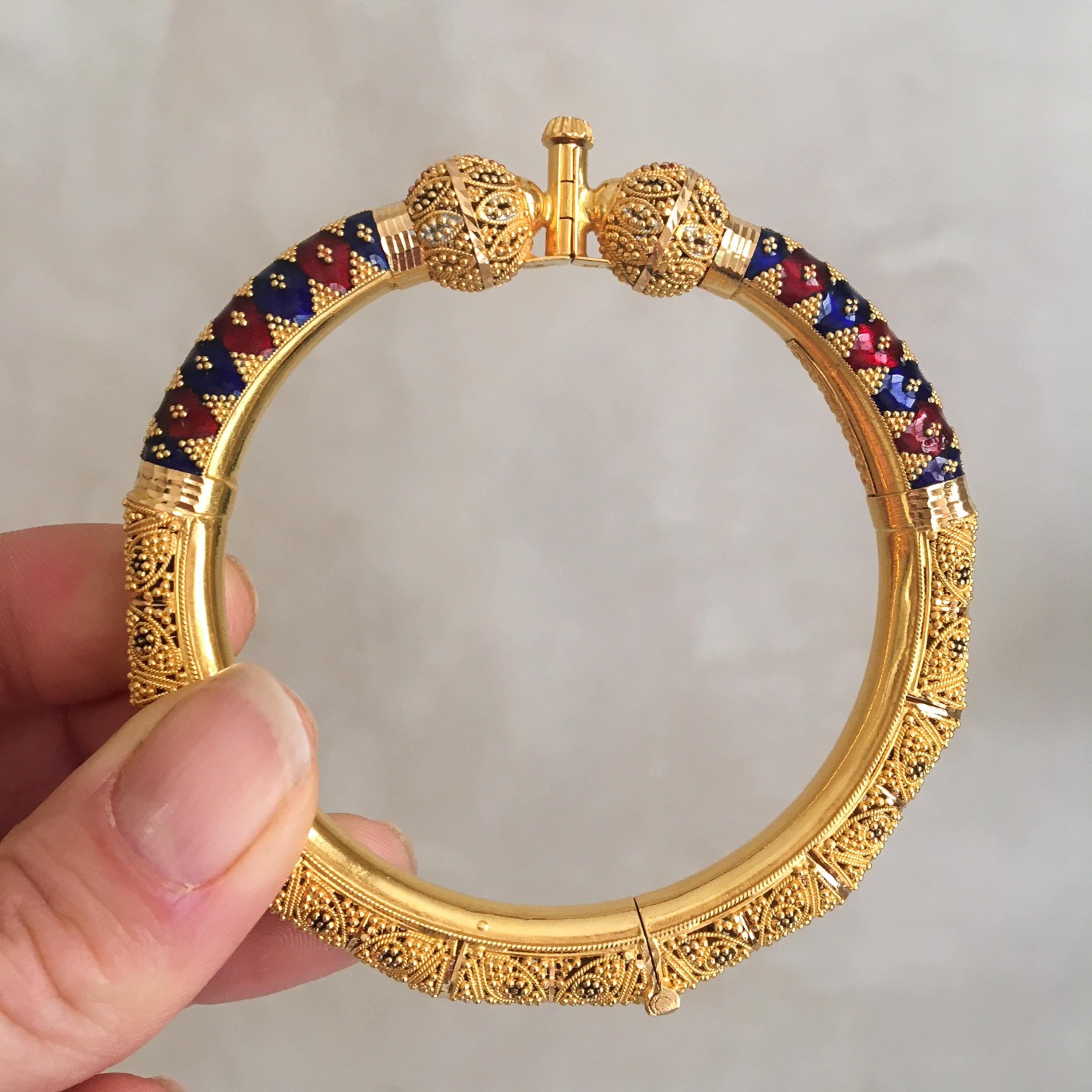 20 Karat Yellow Gold Filigree Enamel Bangle Bracelet For Sale at ...