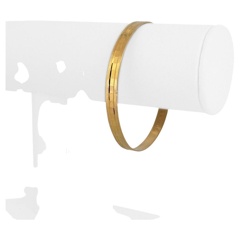 22 Karat Yellow Gold Solid Hammered Sitara Bangle Bracelet For Sale at ...