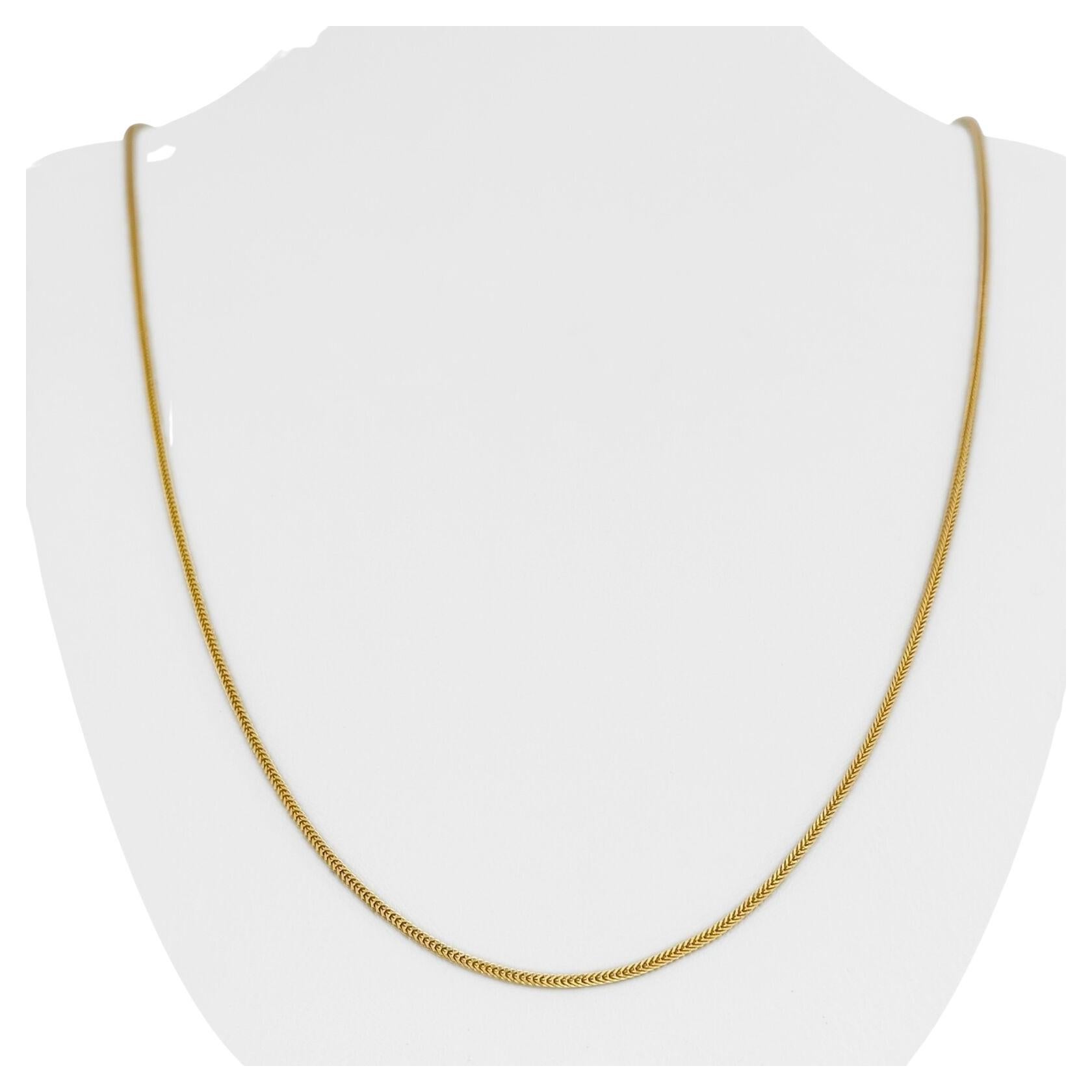 18 Karat Yellow Gold Solid Thin Box Link Chain Necklace For Sale at 1stDibs