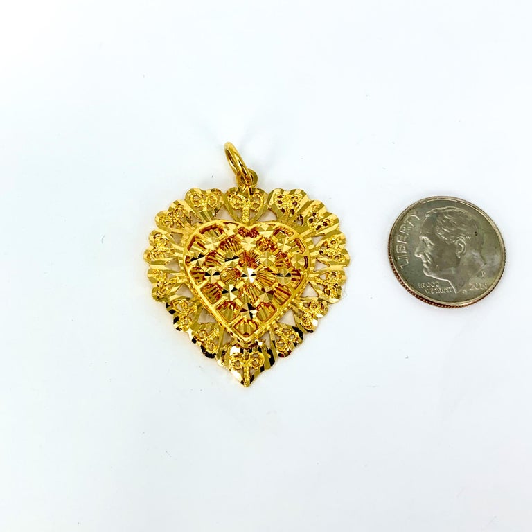 22 Karat Yellow Gold Sparkling Diamond Cut Heart Pendant For Sale at ...