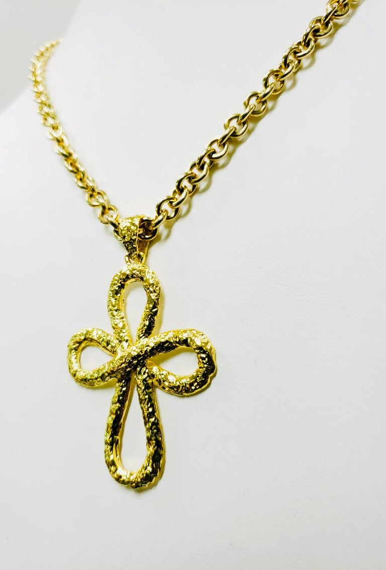 22k Gold Infinity Cross Pendant Necklace For Sale at 1stDibs