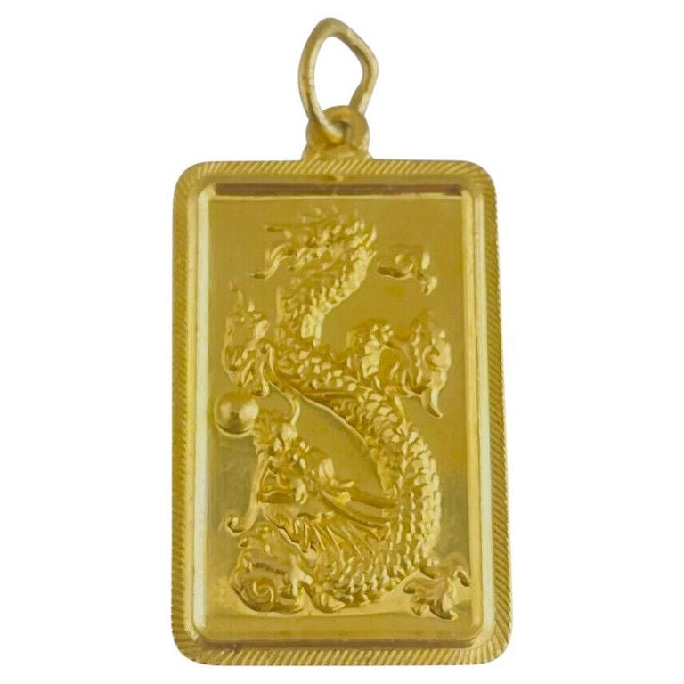 24 Karat Pure Yellow Gold Asian Dragon Bar Pendant For Sale at 1stDibs
