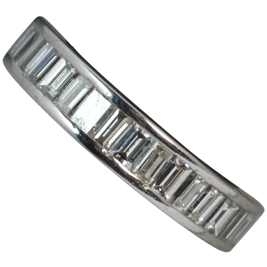 Cartier Entrelaces 18 Carat White Gold Knot Twist Ring at 1stDibs ...