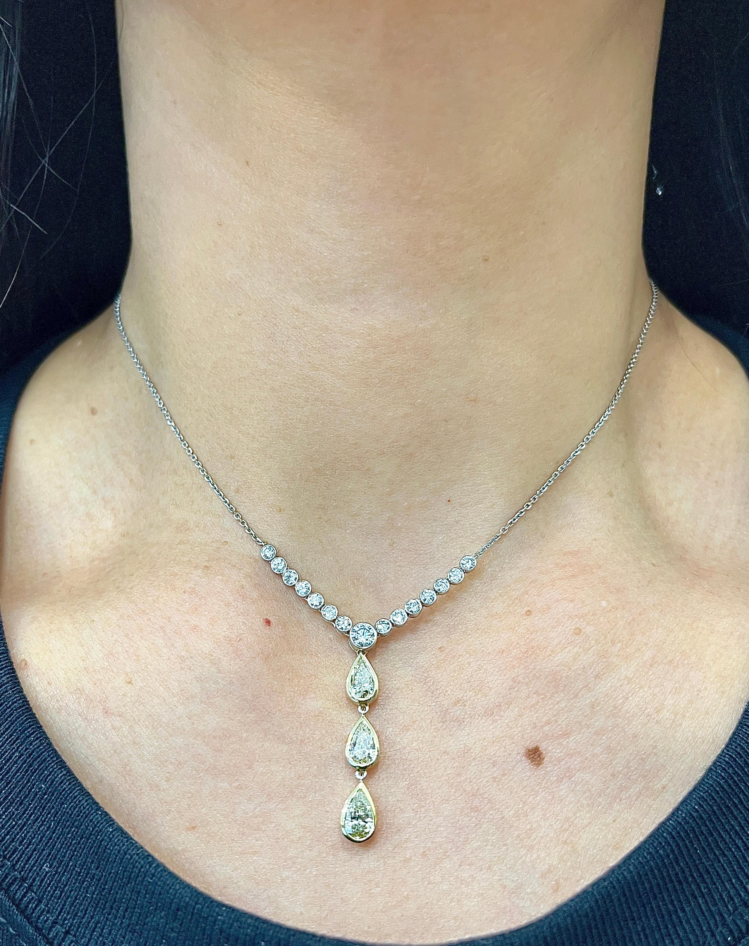 2.42 ct Natural Yellow and Diamond Necklace For Sale at 1stDibs