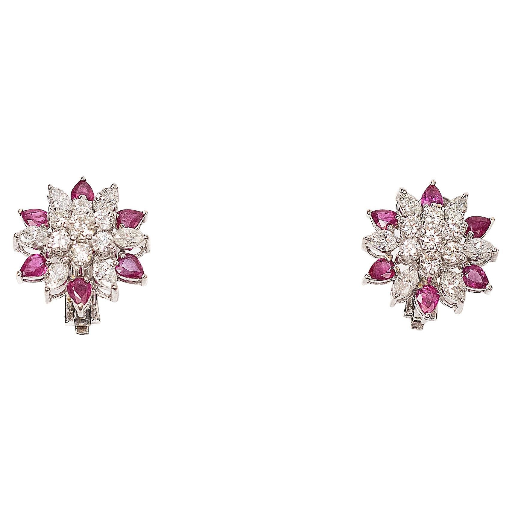 4.68 cts Earring Studs in Brown and White Diamond in 18K Gold For Sale ...