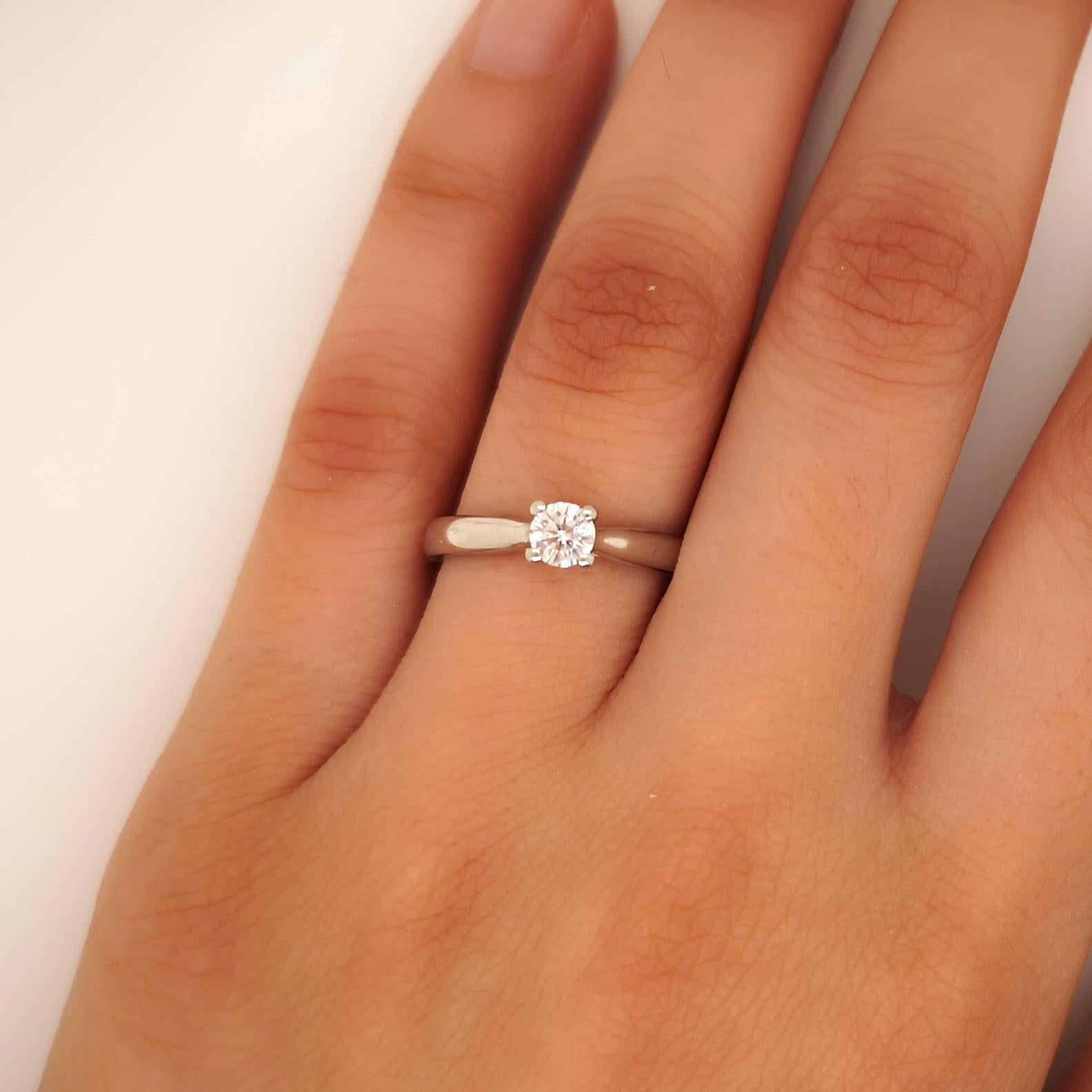 25 Carat Diamond Platinum Solitaire Ring For Sale At 1stdibs 25 Carat Diamond Platinum Solitaire Ring For Sale At 1stdibs