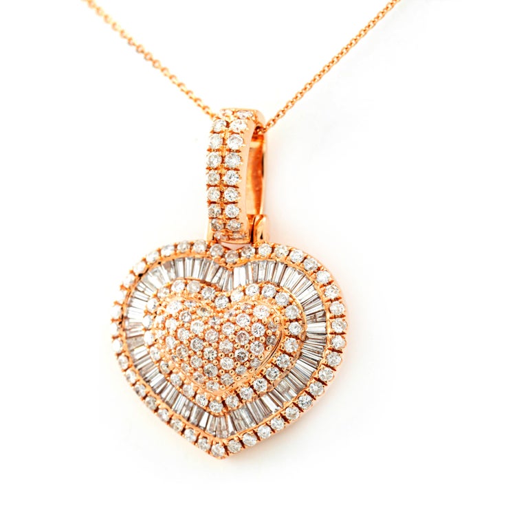 2.51 Ct Natural White Diamonds Heart Pendant For Sale at 1stDibs