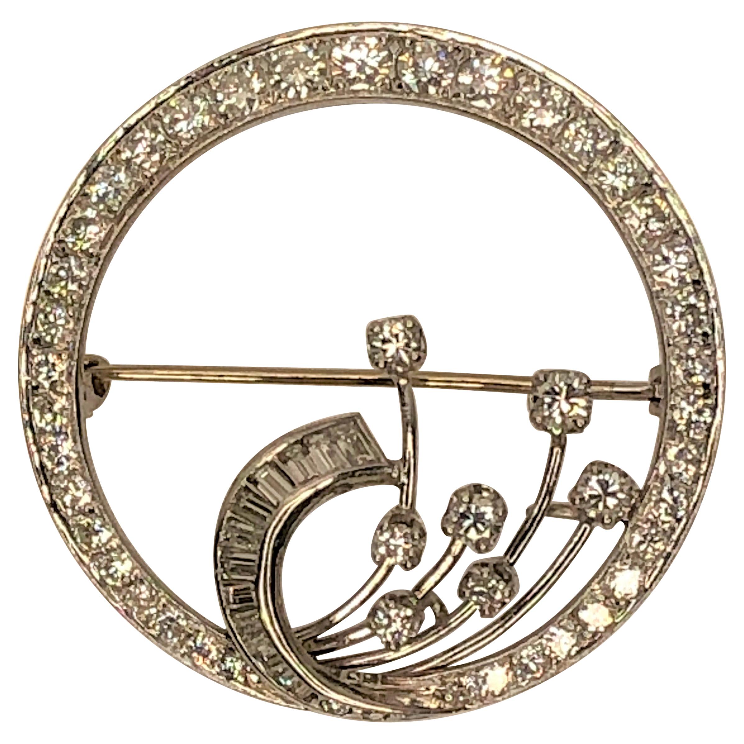 Platinum and Diamond Straight-Line Bar Brooch For Sale at 1stDibs