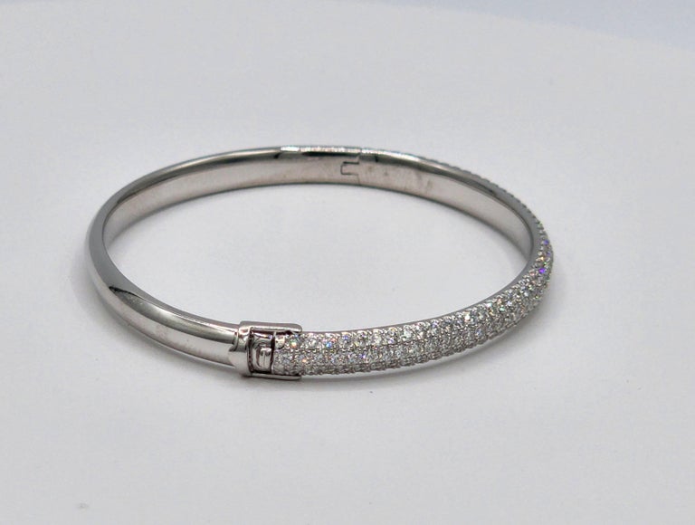 2.56 Carat Total Weight Pave Diamond Bangle Bracelet in 14K For Sale at ...