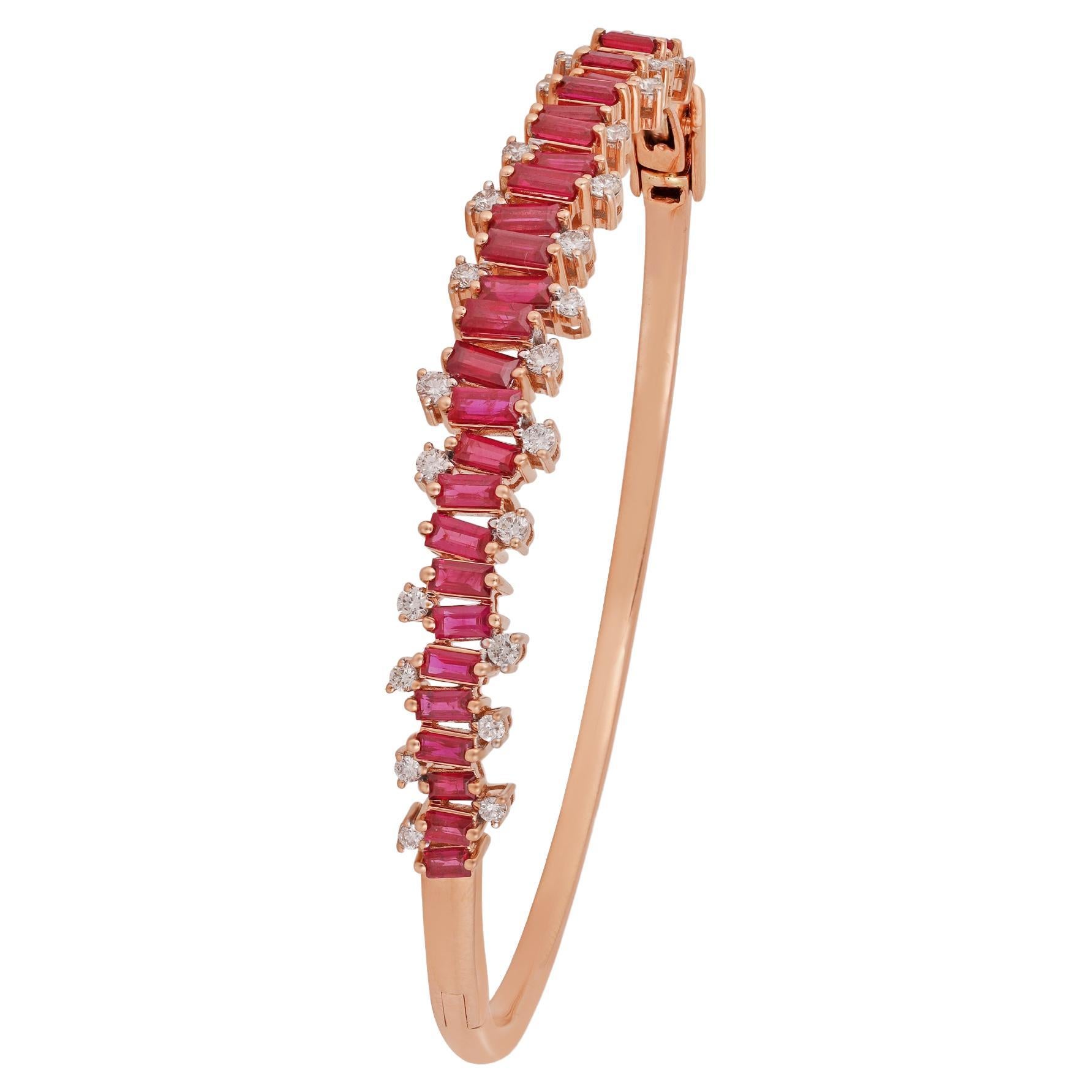 2.73 Carat Natural Ruby Bangle with Diamonds in 18k Gold For Sale at ...