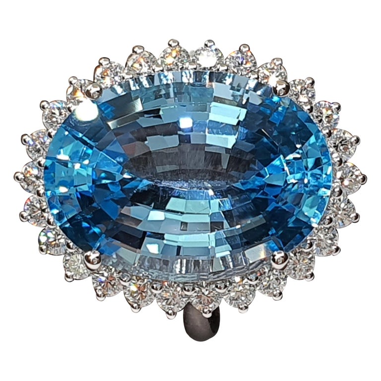 27.47 Carat Blue Topaz Diamond 18 Karat White Gold Ring For Sale at 1stDibs