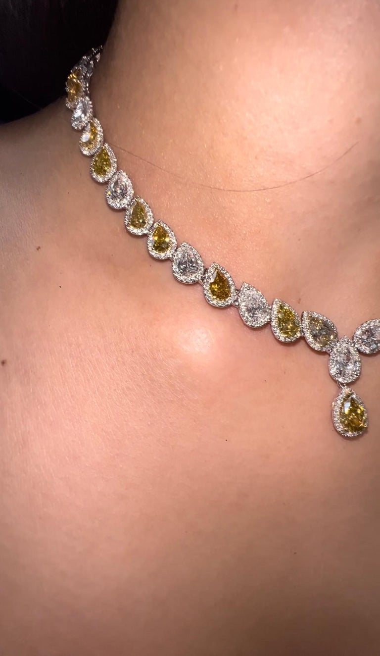 27.52ct Multi Fancy Color Pear Shape Diamond Necklace For Sale at 1stDibs