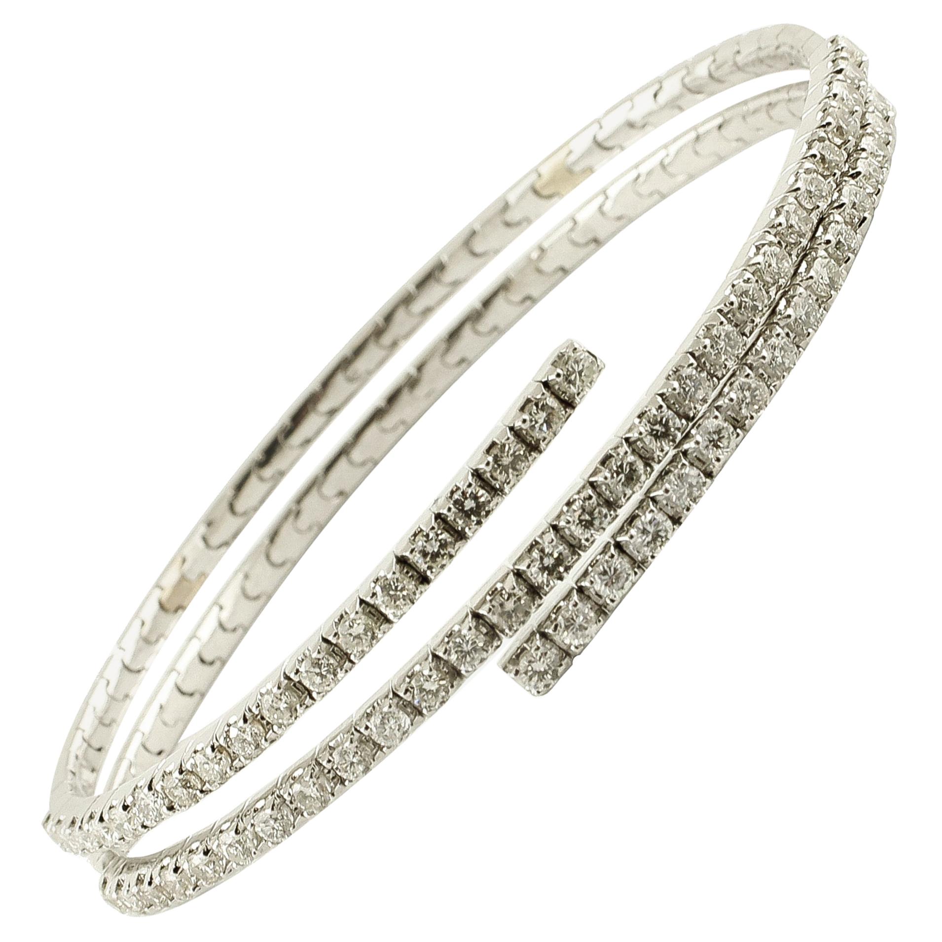 Alexander 9 06 Carat Diamond Illusion Set Bracelet 18 Karat White Gold